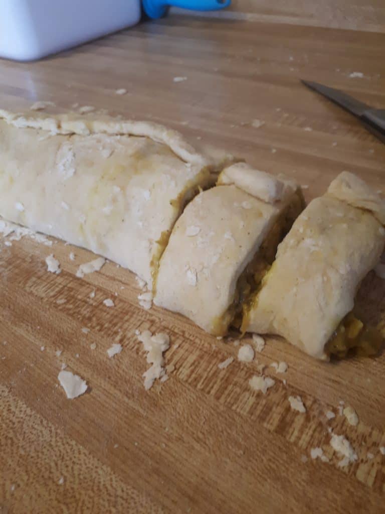 Savory Curry and Paneer Rolls | Jen Reviews