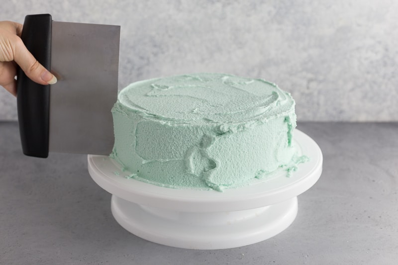 Vanilla Cake with Swiss Meringue Buttercream | Jen Reviews